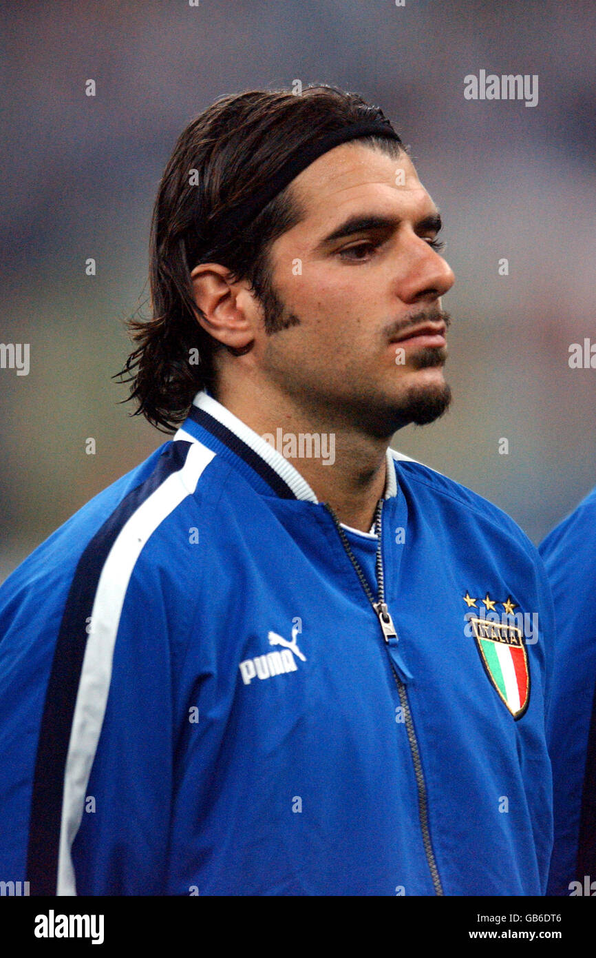 Simone perrotta italy hi-res stock photography and images - Alamy