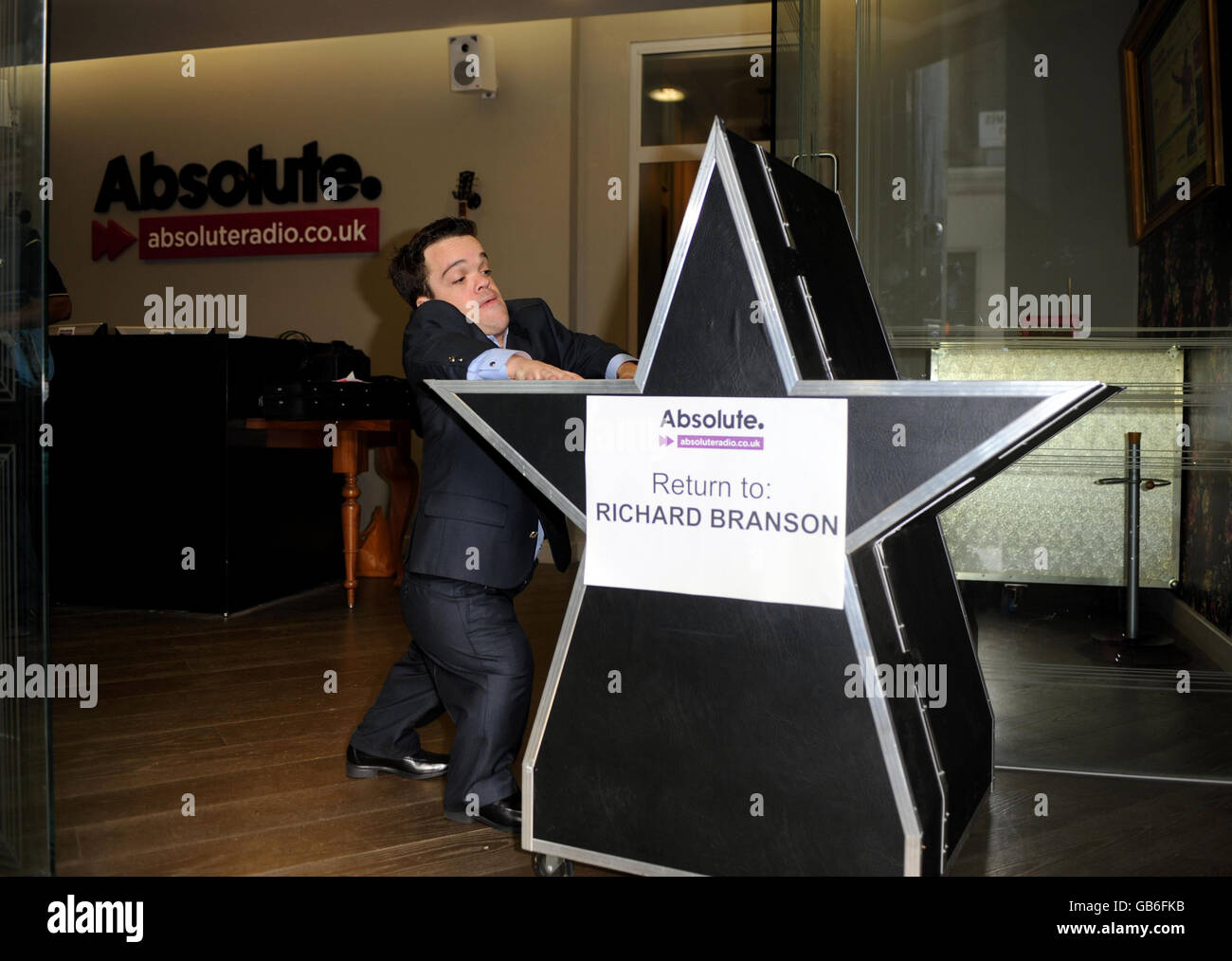 Absolute radio logo hi-res stock photography and images - Alamy