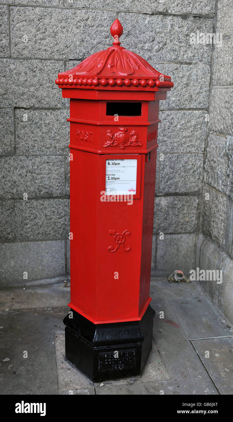 A penfold hexagonal postbox in london hi-res stock photography and ...