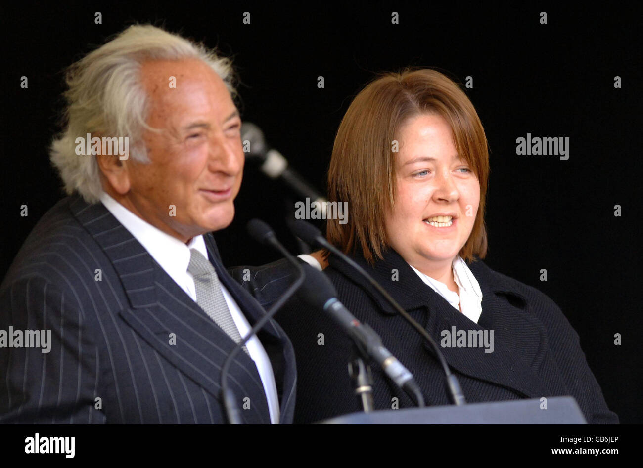 Unveil memorial husband hi-res stock photography and images - Alamy