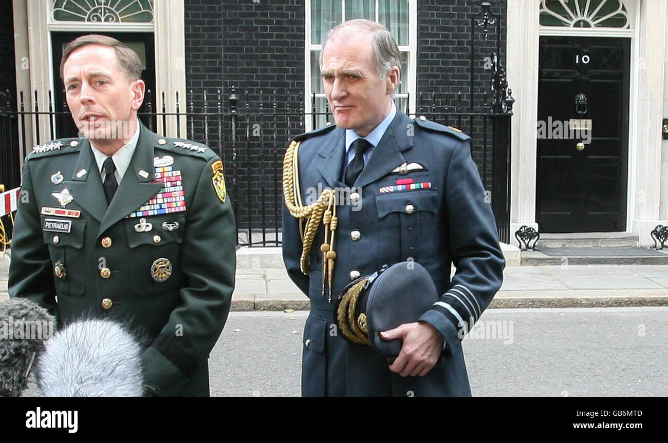 General Petraeus visits the UK Stock Photo - Alamy