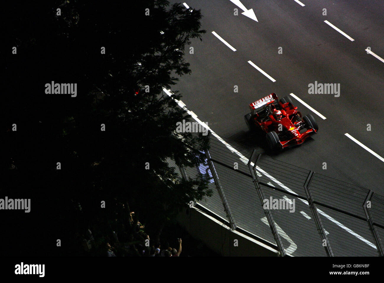 Motor Racing - Formula One Singtel Singapore Grand Prix - Qualifying ...