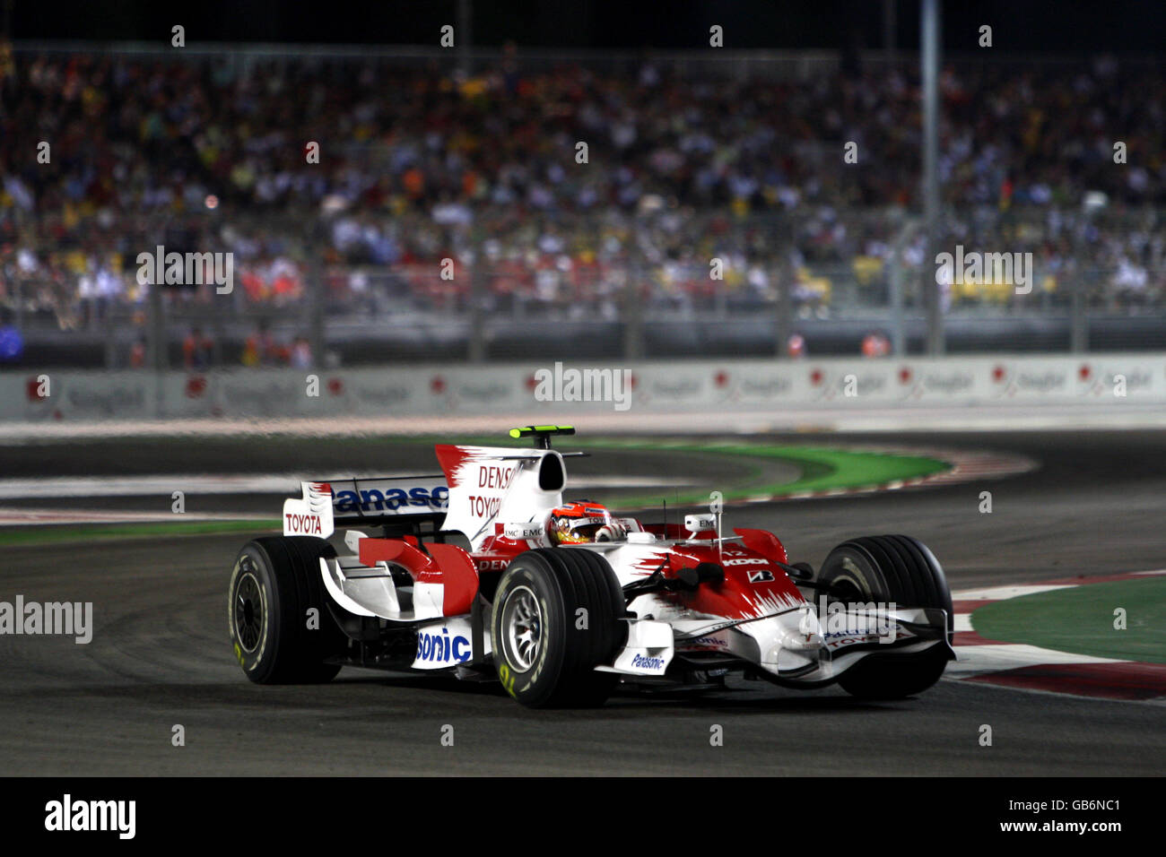 Motor Racing - Formula One Singtel Singapore Grand Prix - Qualifying ...