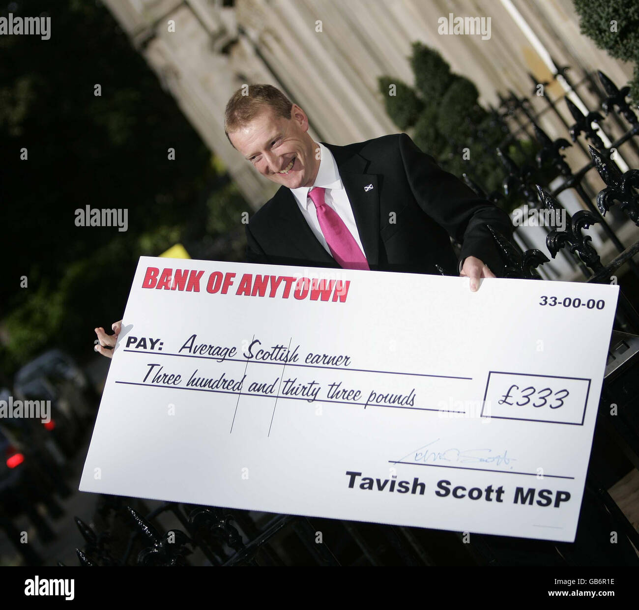 Tavish scott edinburgh hi-res stock photography and images - Alamy