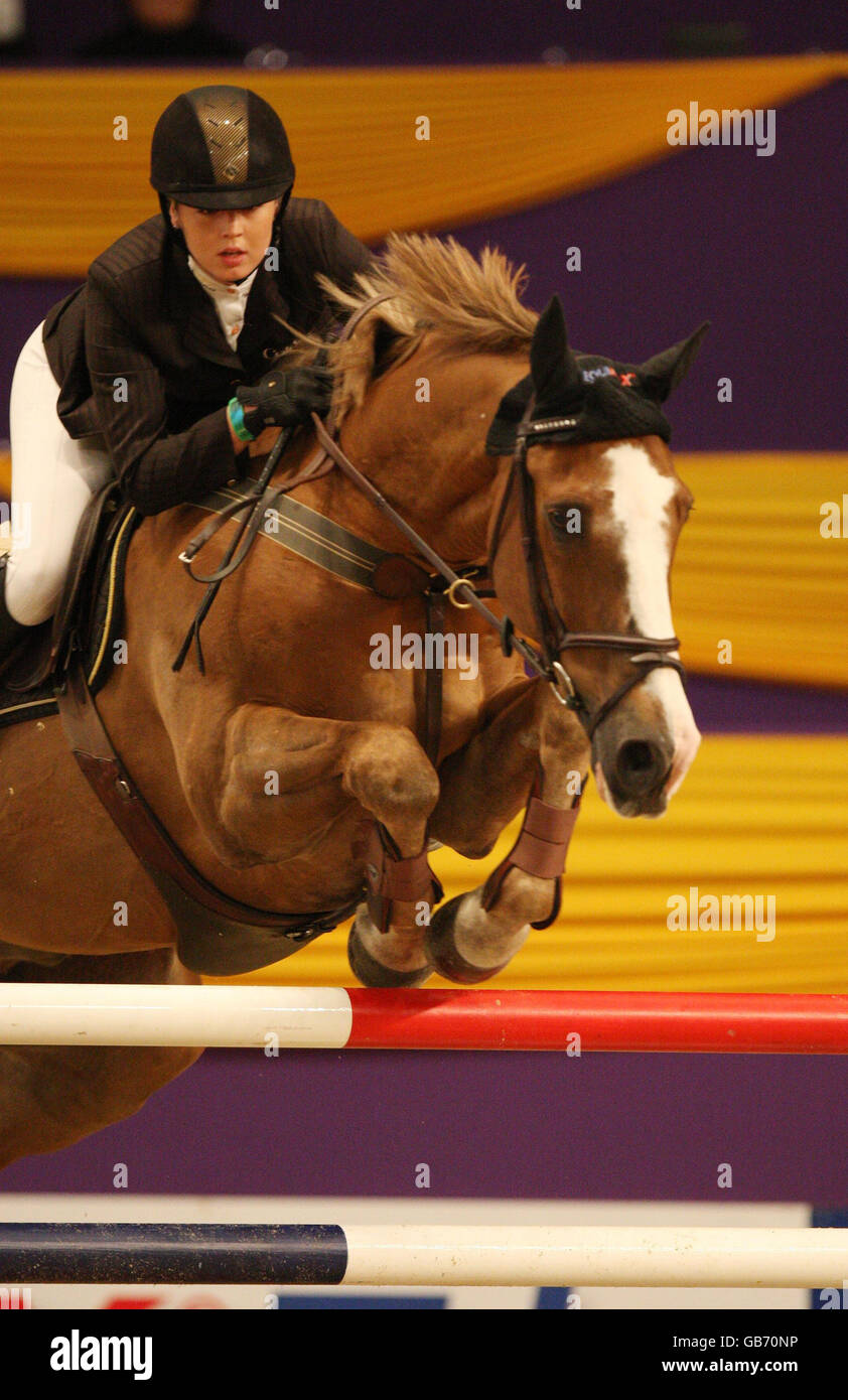 Ellen Whitaker riding Cortaflex Kanselier competes in the Dick Turpin ...