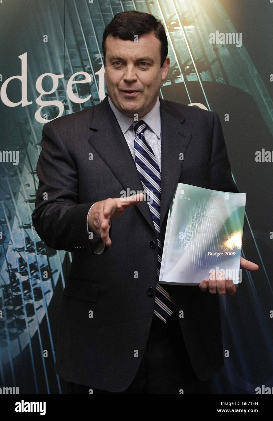 Irish Finance Minister Brian Lenihan before delivering his Budget 2009 ...