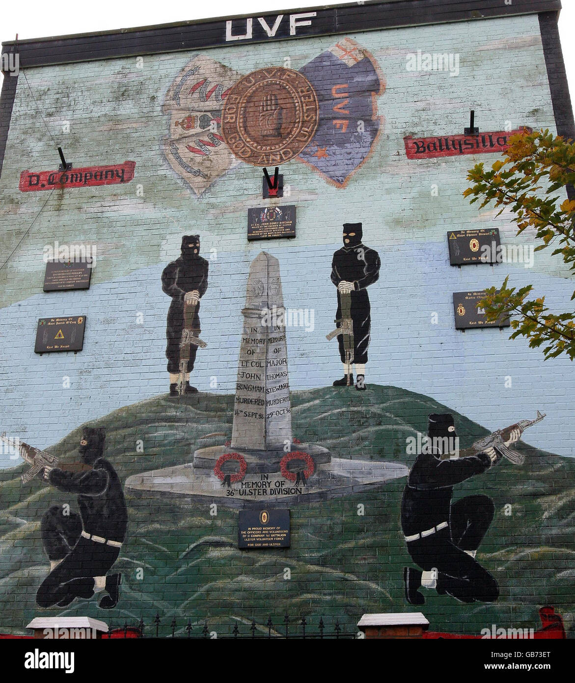 A ulster volunteer force uvf mural hi-res stock photography and images ...
