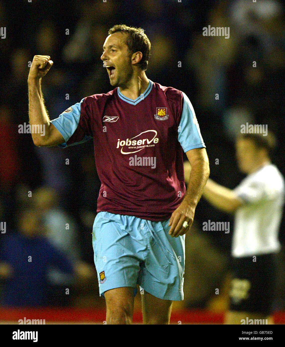 Sport football don hutchison hi-res stock photography and images - Alamy