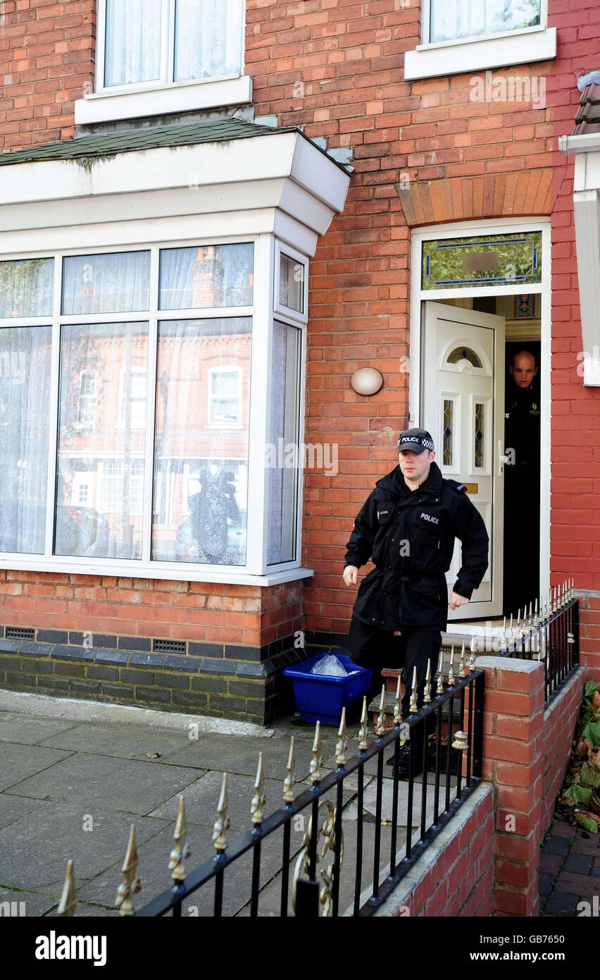 Police outside an address in birmingham hi-res stock photography and ...