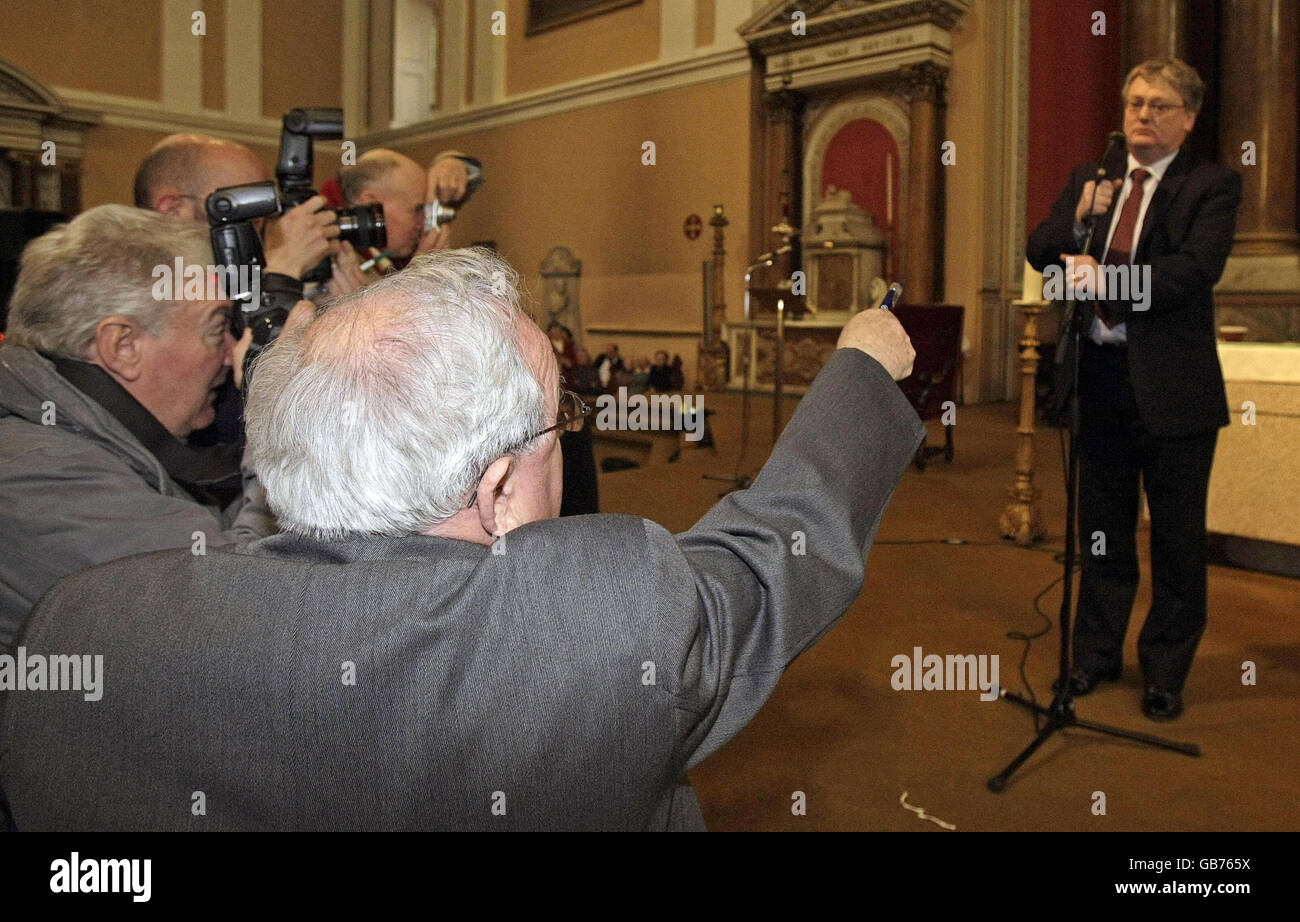 Joe maloney hi-res stock photography and images - Alamy