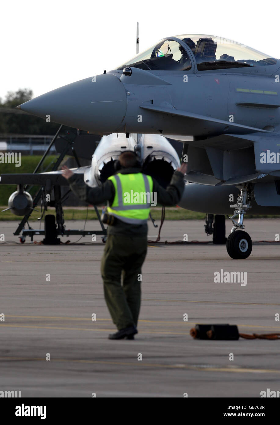 Eurofighters arrives raf coningsby hi-res stock photography and images ...