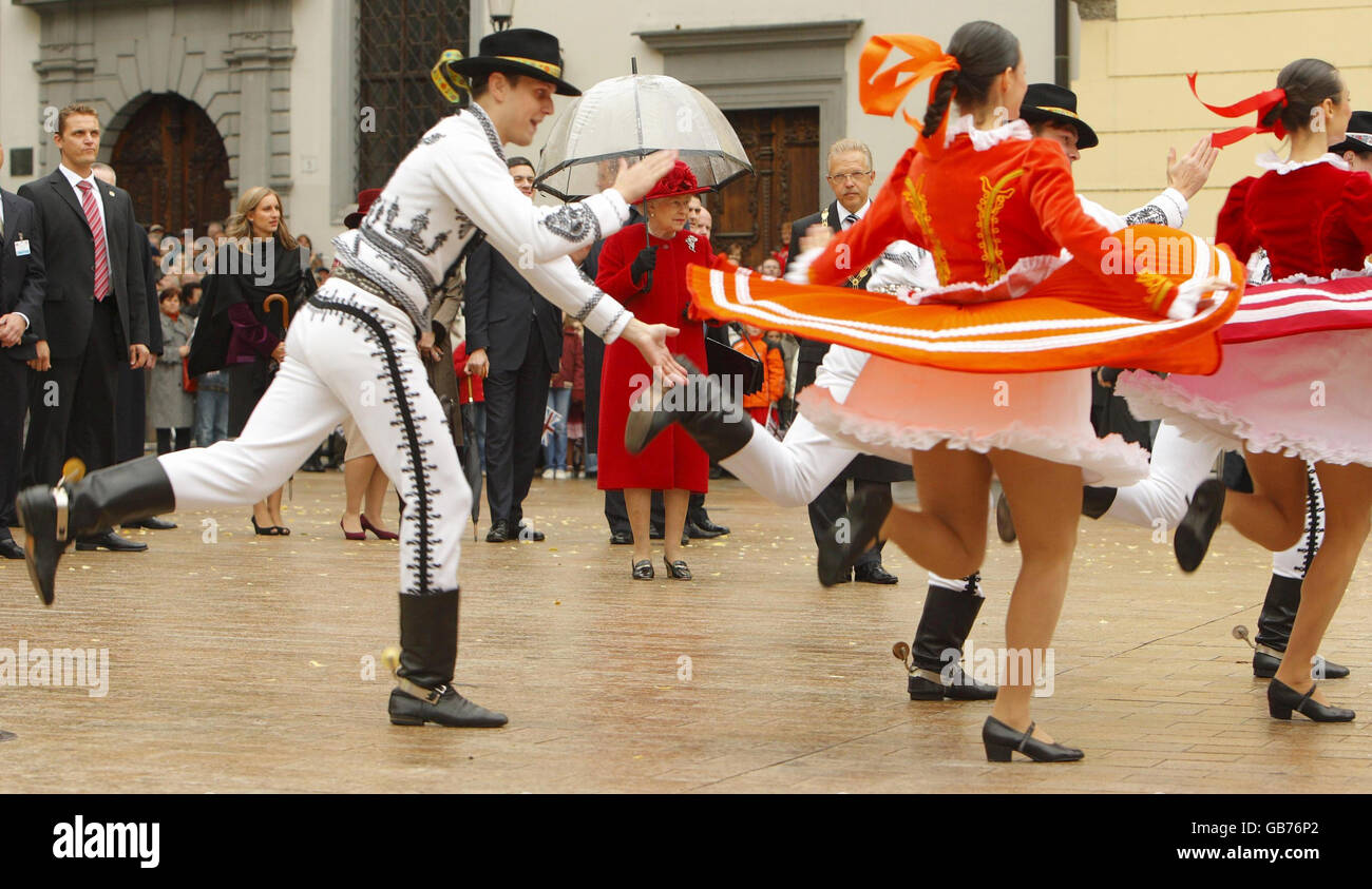 Royalty - Queen Elizabeth II Visit to Slovakia Stock Photo - Alamy