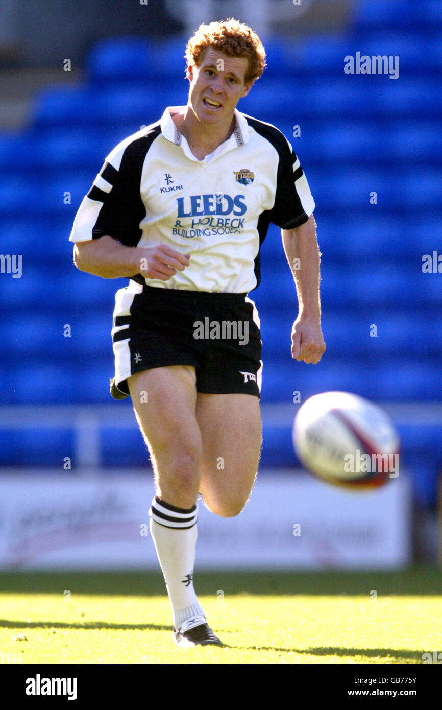 Rugby Union - Zurich Premiership - London Irish v Leeds Tykes. Matt ...
