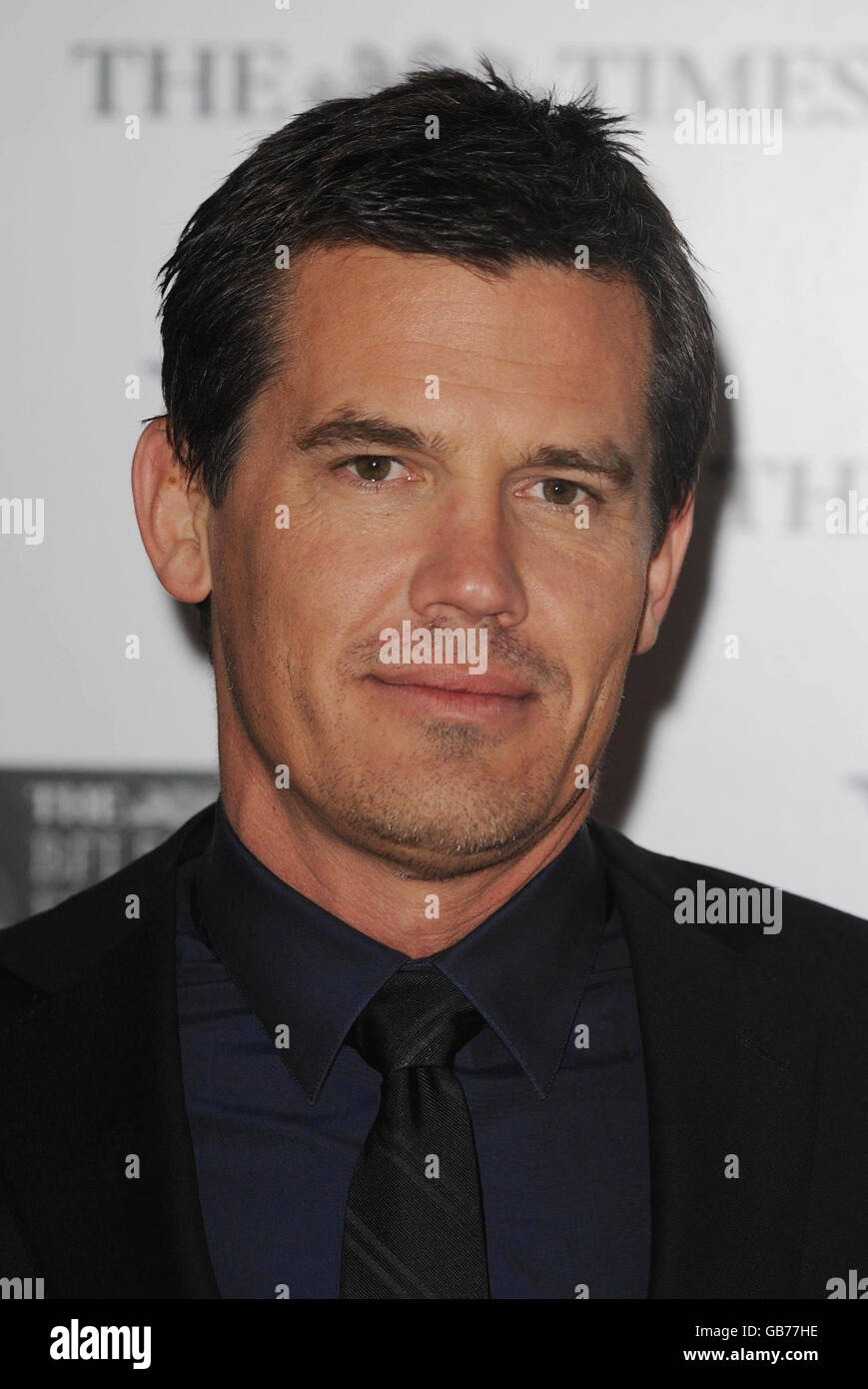Josh Brolin arrives at the gala screening of 'W' during The Times BFI ...