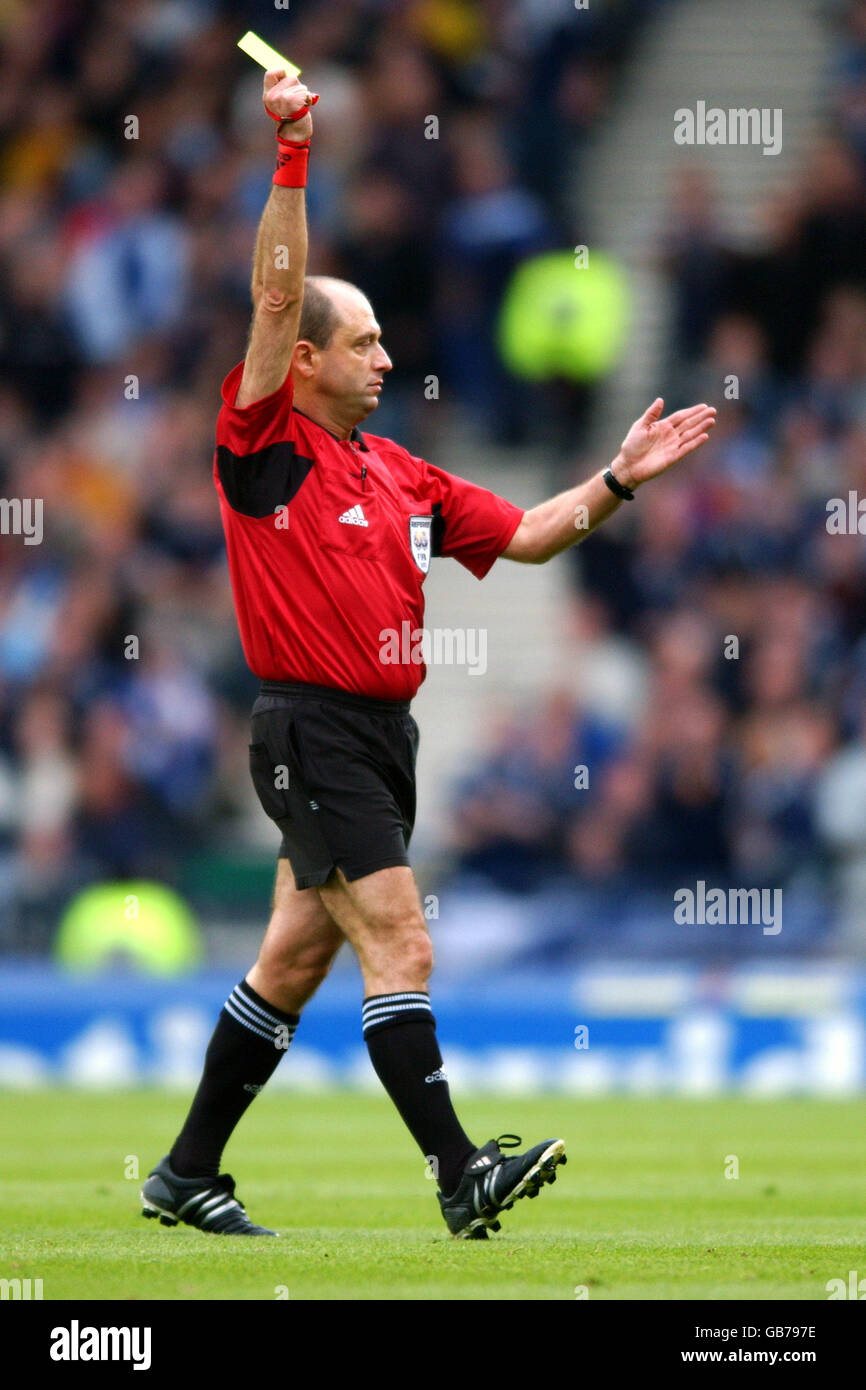 Referee scotland hi-res stock photography and images - Alamy