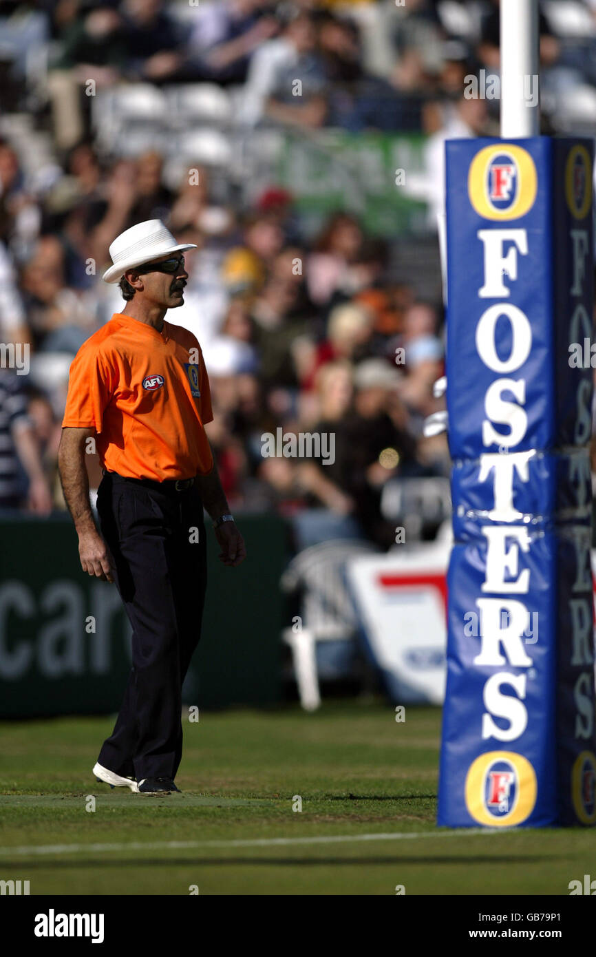 Australian Rules Football - The AMP Oval Bartercard AFL Challenge ...