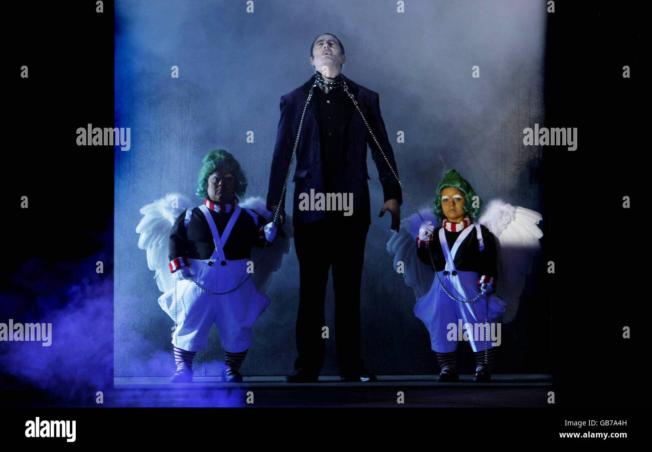 Horror Illusionist Joe Daly takes part in dress rehearsals for the show ...