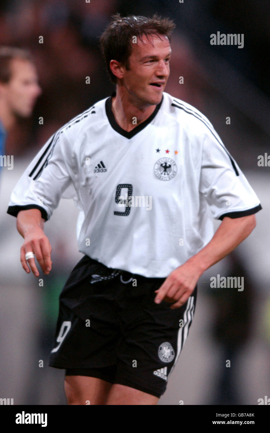 Soccer european championships 2004 qualifier group five germany v ...