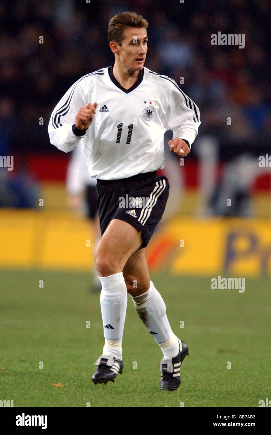 Soccer european championships 2004 qualifier group five germany v ...