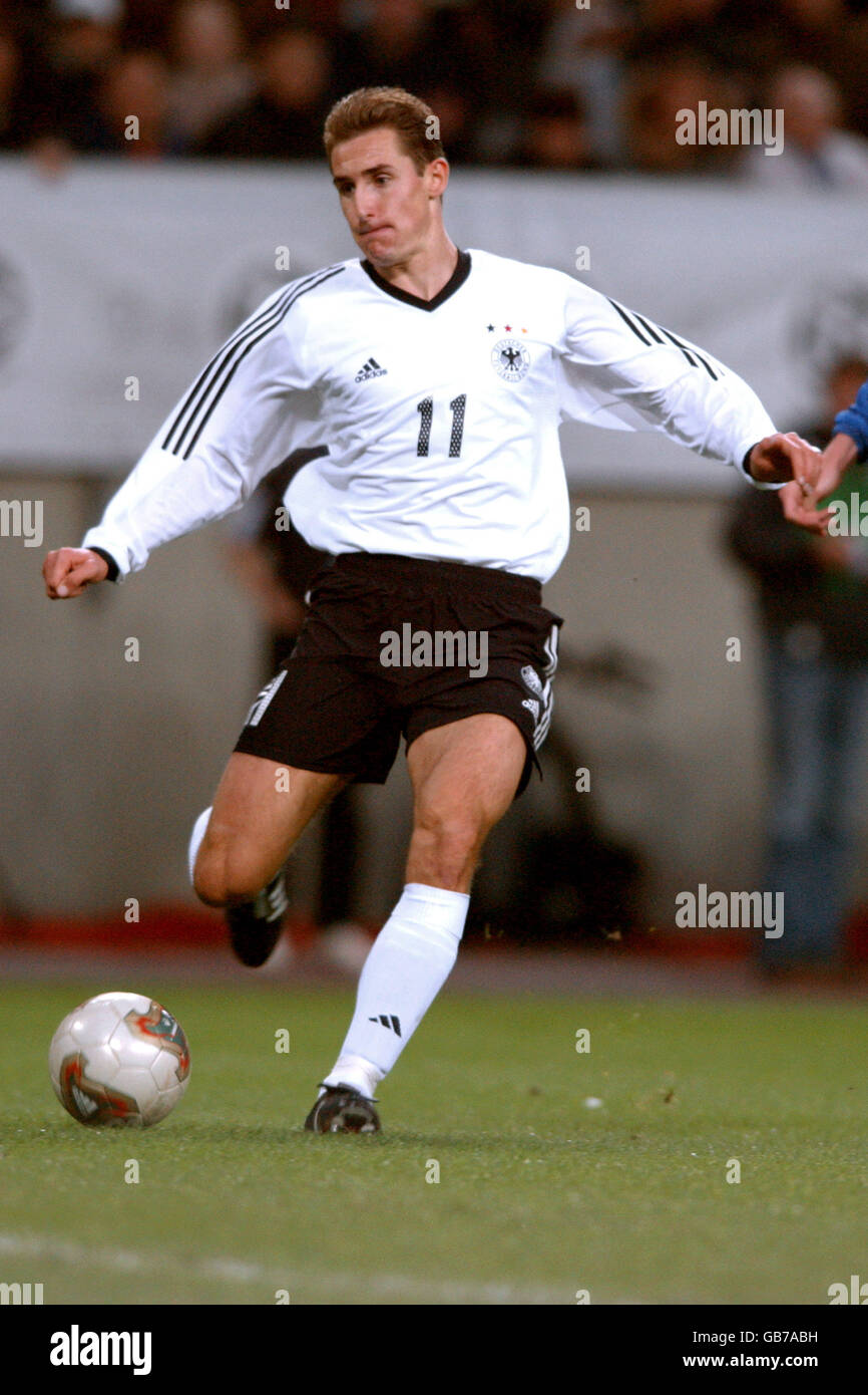 Soccer european championships 2004 qualifier group five germany v ...
