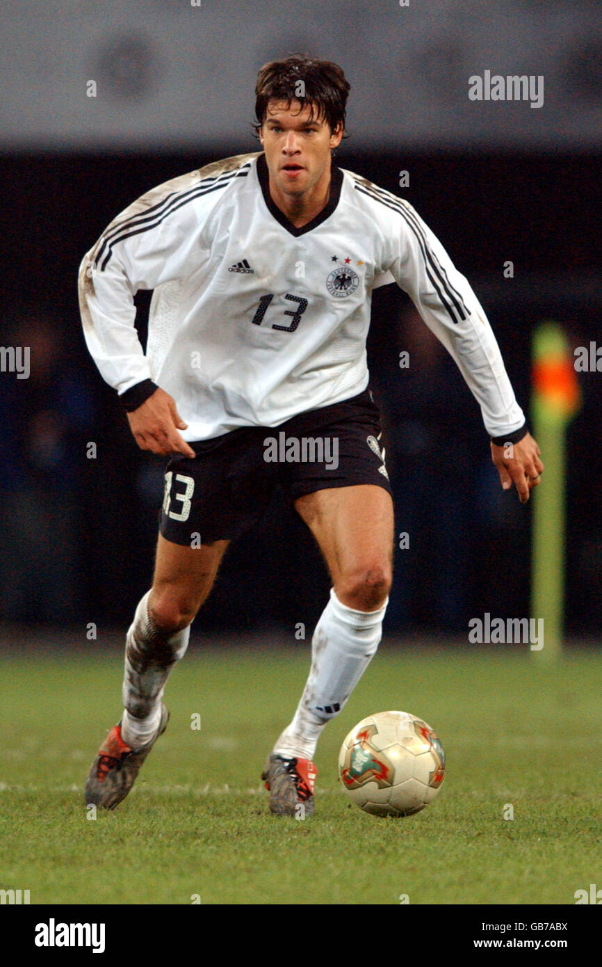 Soccer - European Championships 2004 Qualifier - Group Five - Germany v ...