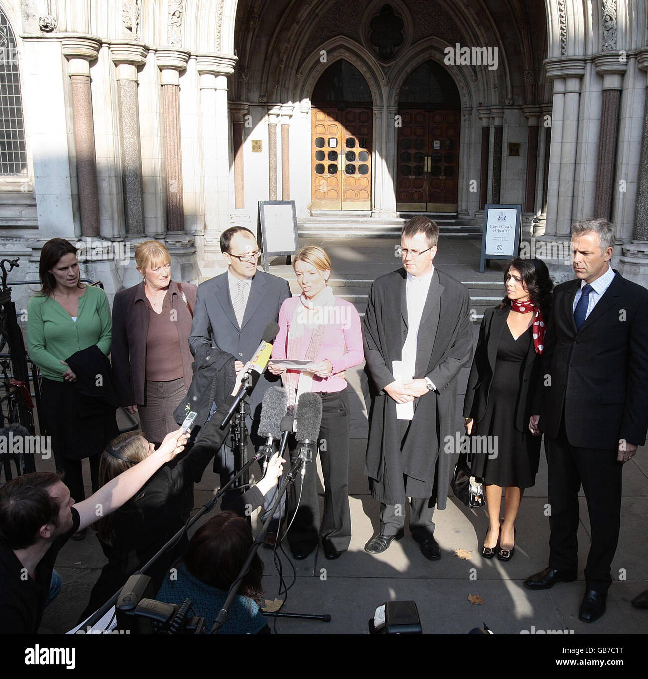 Rachael oldfield and dr matthew oldfield hi-res stock photography and ...