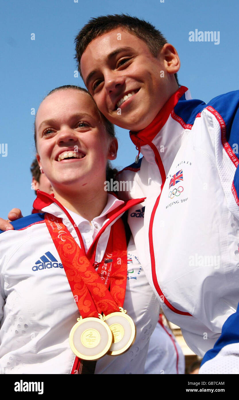 British olympic swimmer tom daley hi-res stock photography and images ...