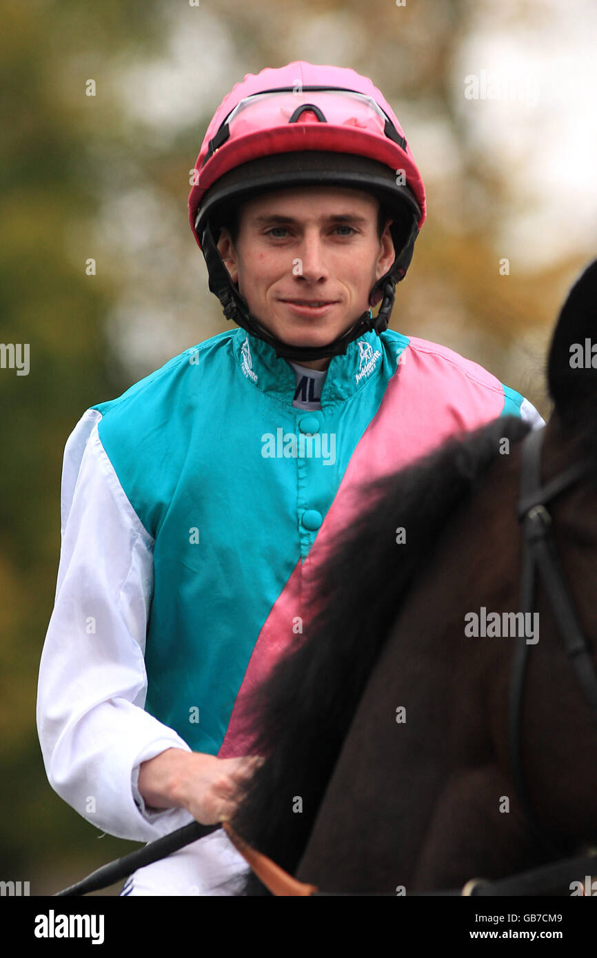 Horse Racing - Lingfield Park. Jockey Ryan Moore Stock Photo - Alamy