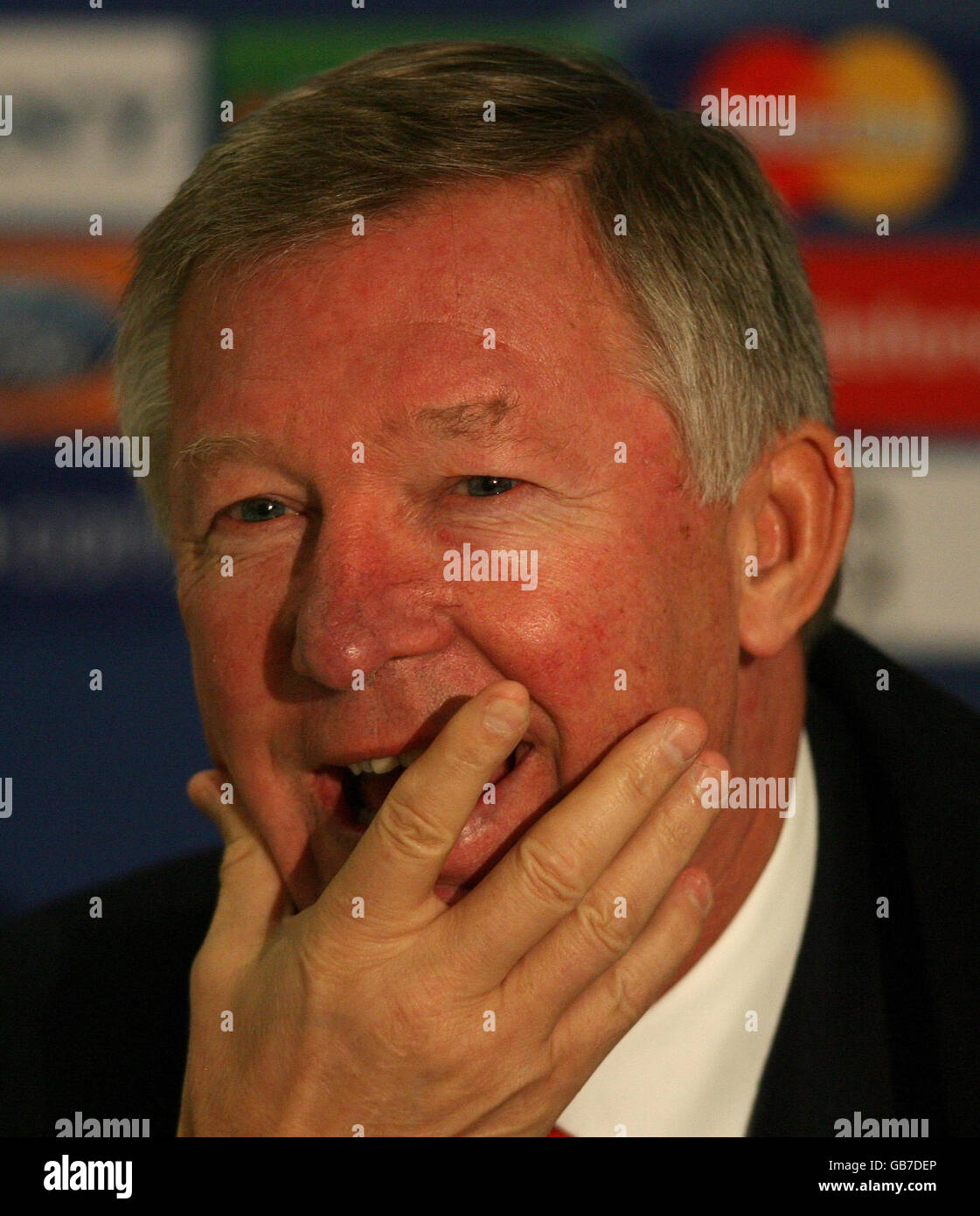 Football head head shot close up smiling alex ferguson hi-res stock ...