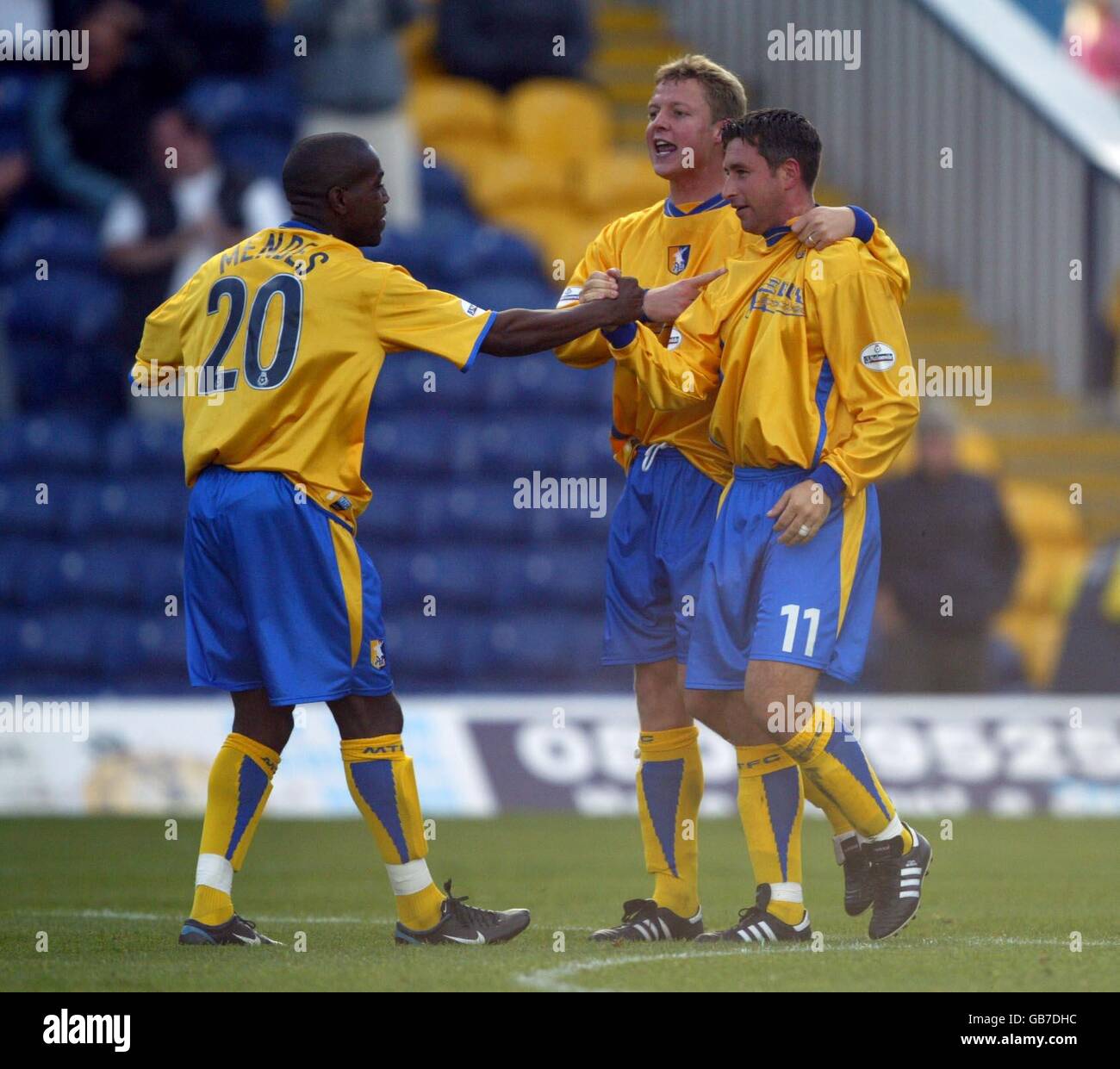 Darlington v mansfield town hi-res stock photography and images - Alamy