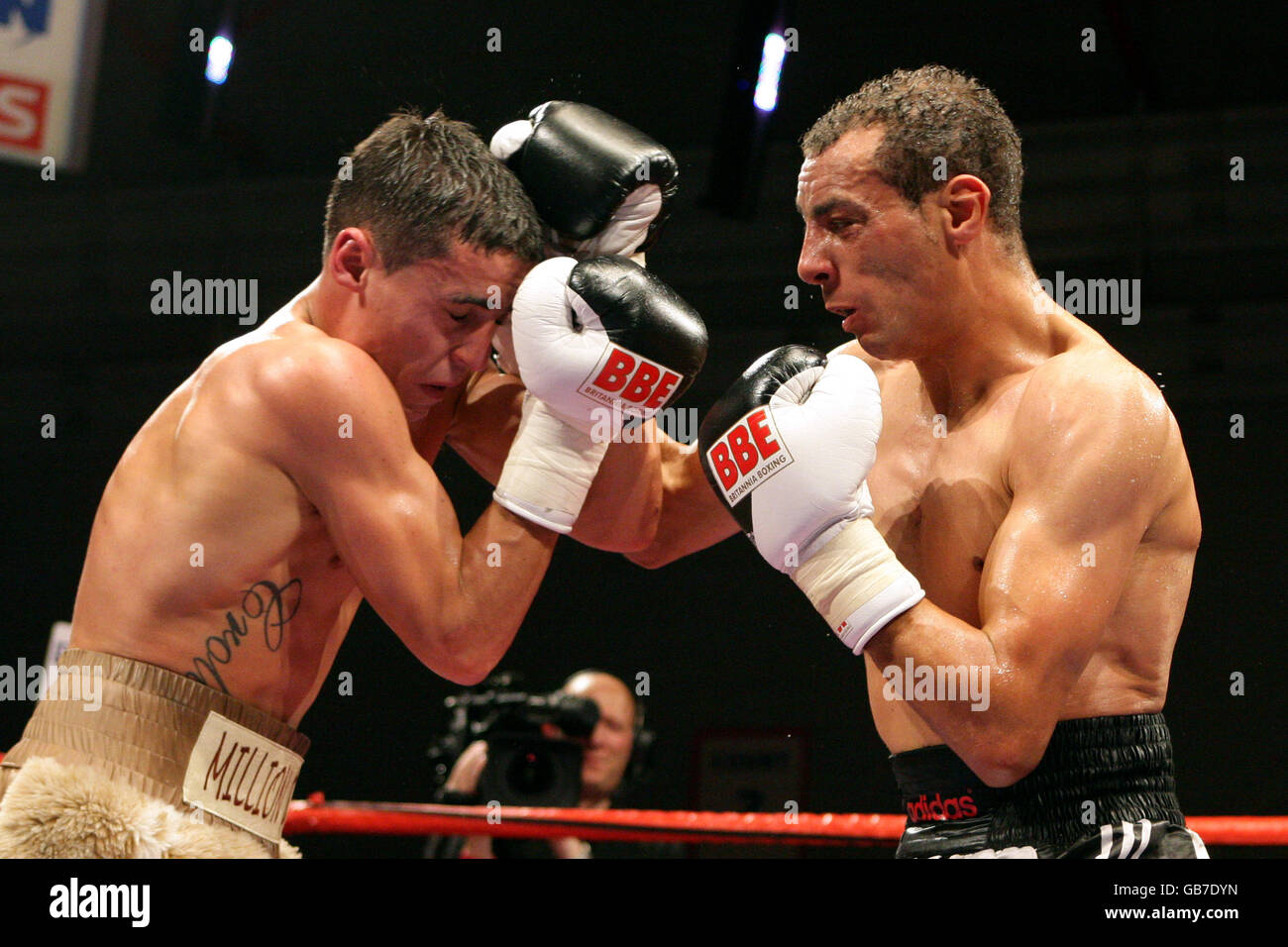 Anthony crolla super featherweight bout everton park sports centre hi ...