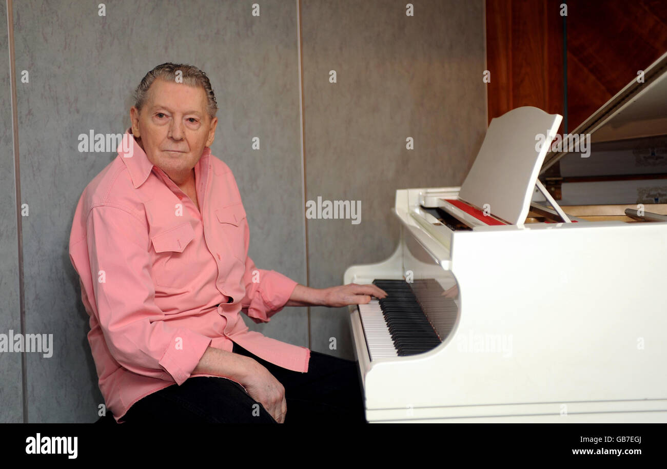 Jerry lee lewis and piano hi-res stock photography and images - Alamy