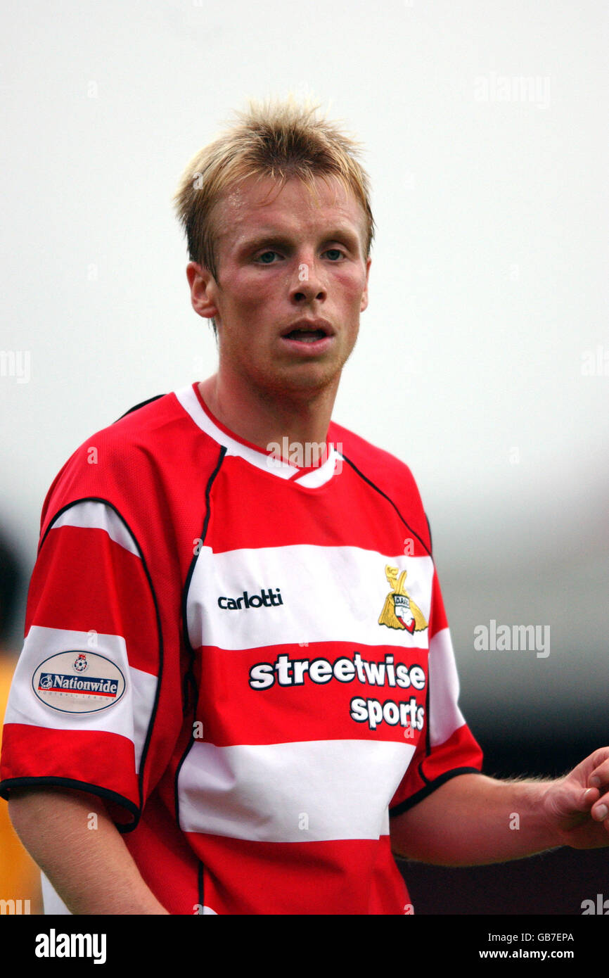 Doncaster rovers ricky ravenhill hi-res stock photography and images ...