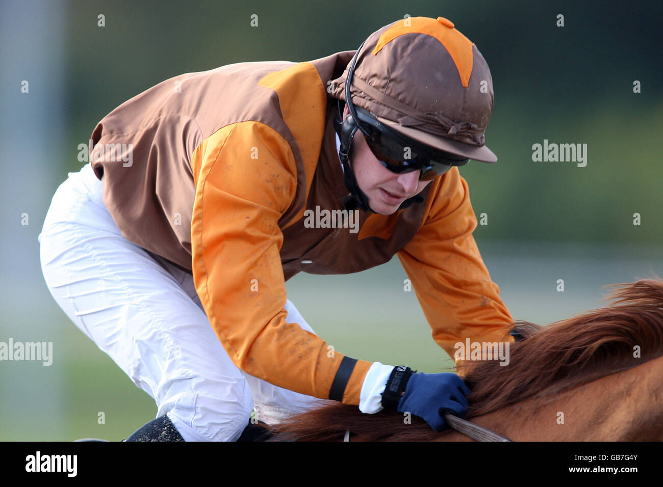 Tony hamilton jockey hi-res stock photography and images - Alamy