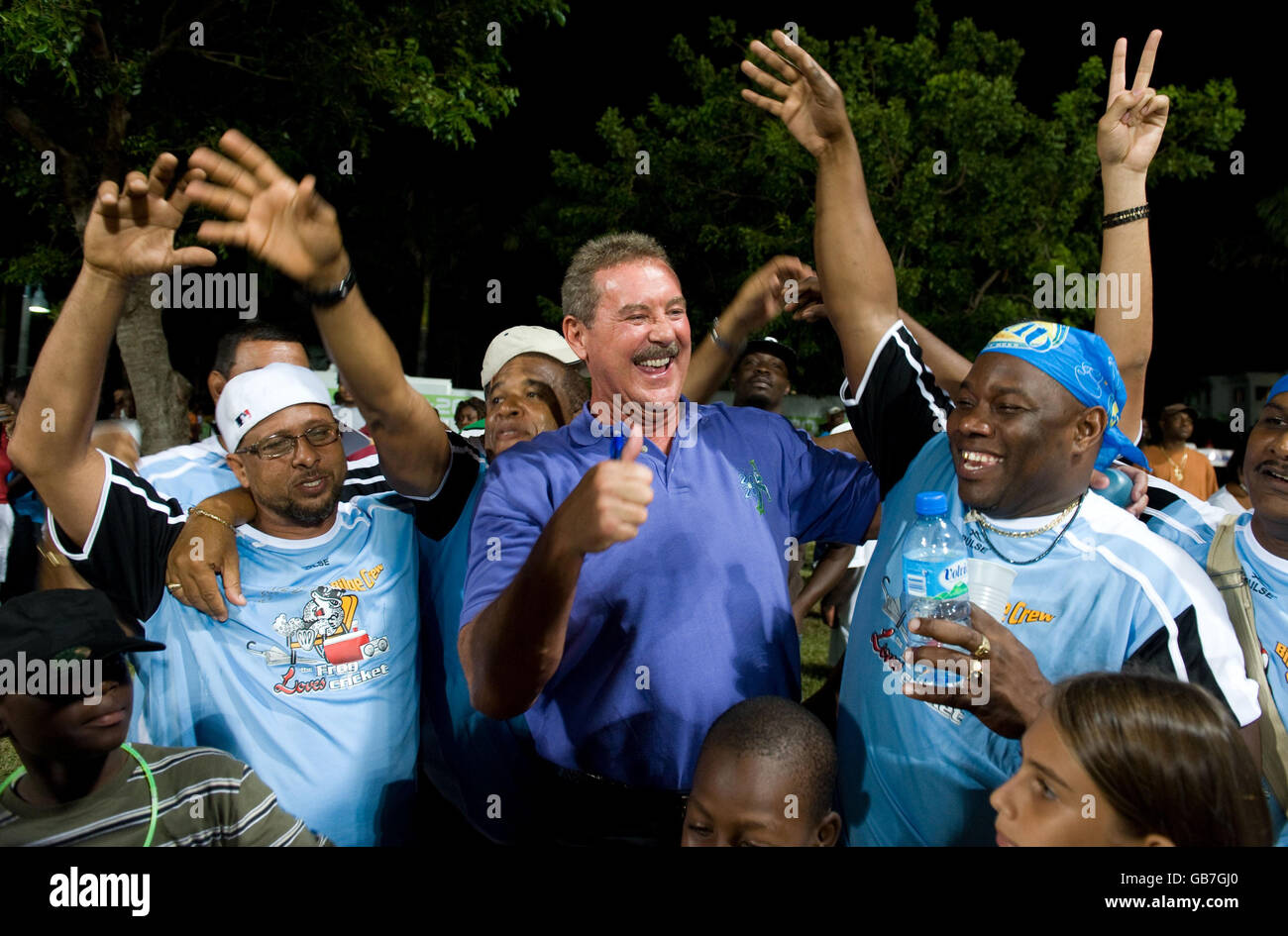 Sir Allen Stanford walks through the crowd during the Stanford Super ...