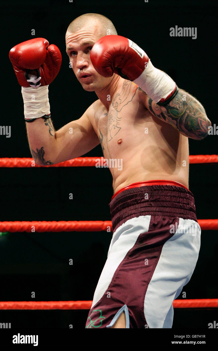 Boxing light welterweight liam smith duncan cottier everton park sports ...