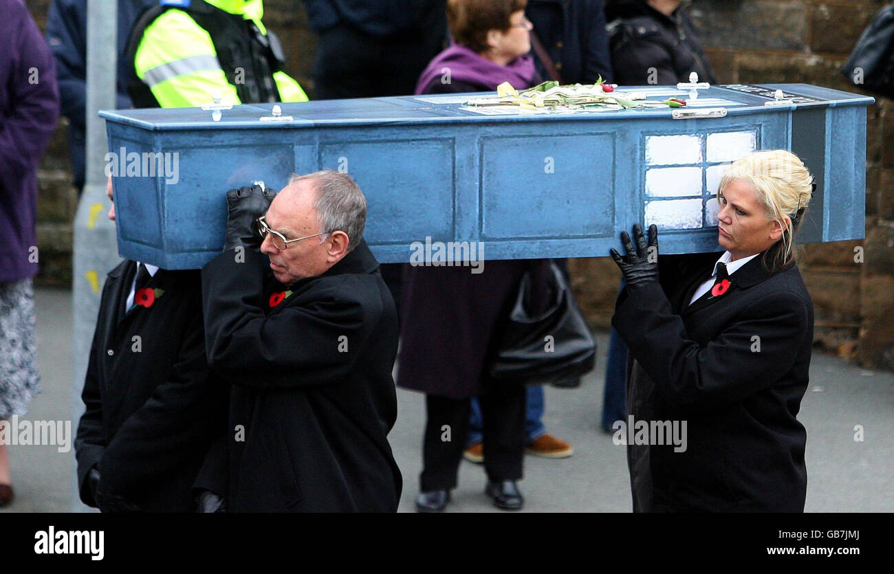 Statham family funeral Stock Photo - Alamy