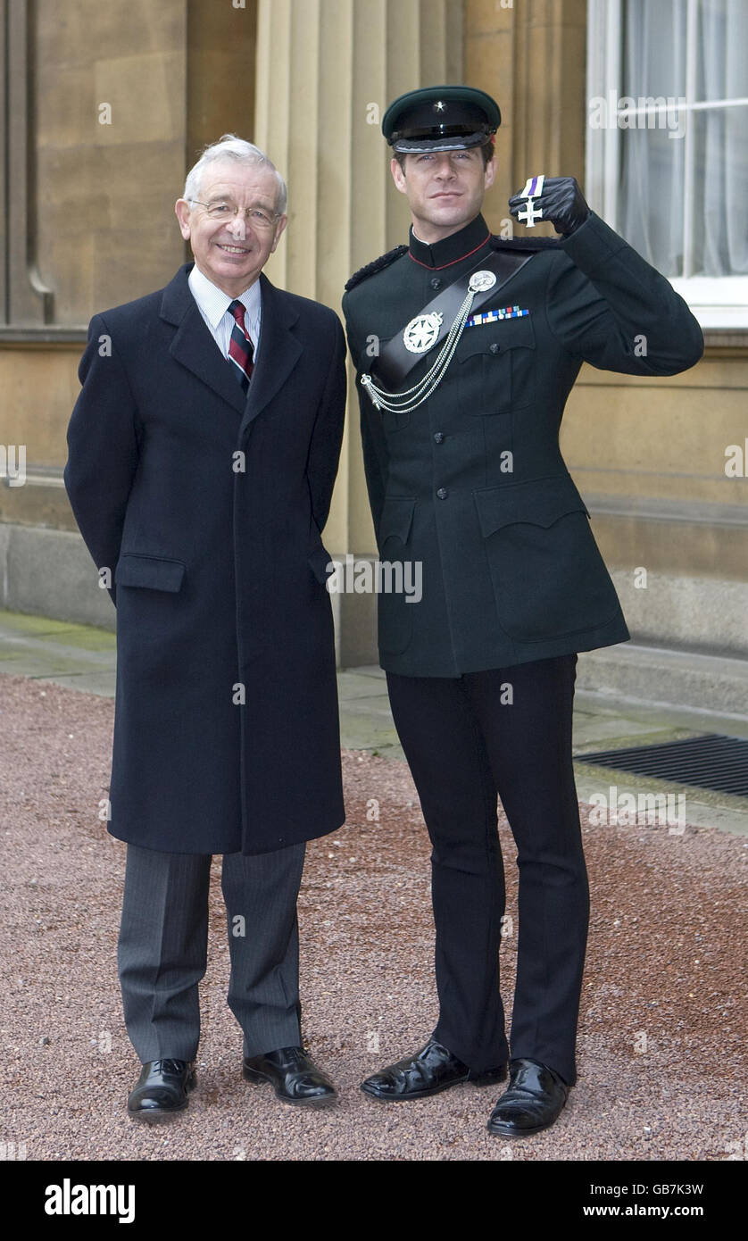 Major Paul Pitchfork with his father Air Commodore Graham Pitchfork ...