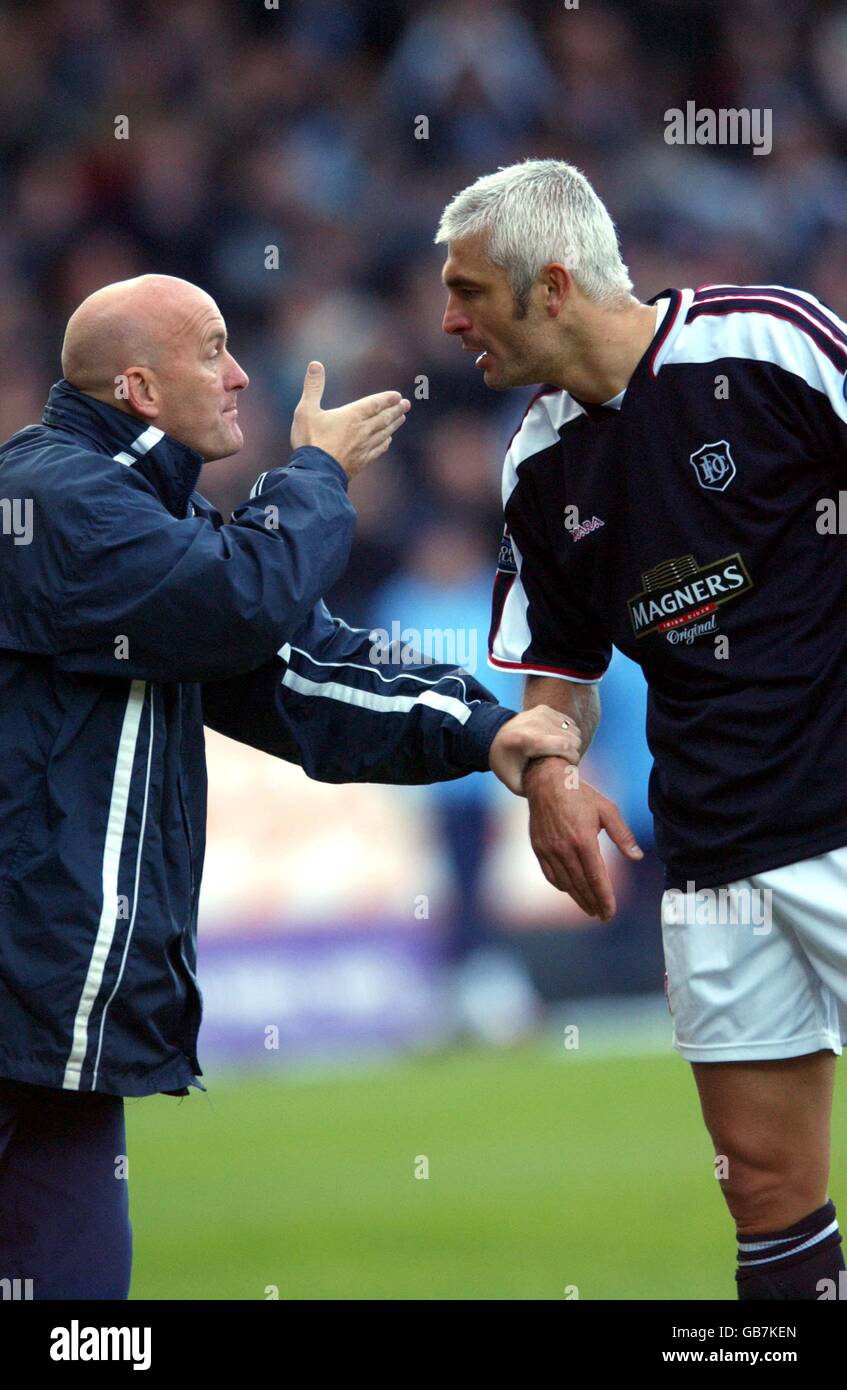 Dundee's manager Jim Duffy has a few words with striker Fabrizio ...