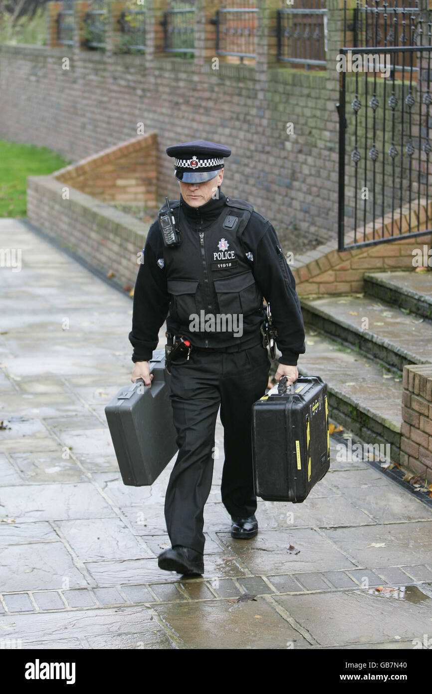 Dawn Raids by police Stock Photo - Alamy