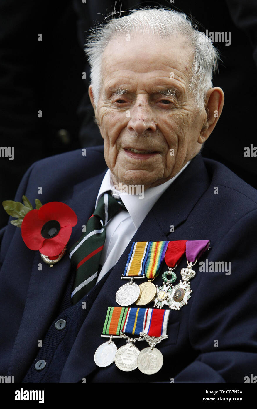 First World War veteran Harry Patch poses for photographers before ...