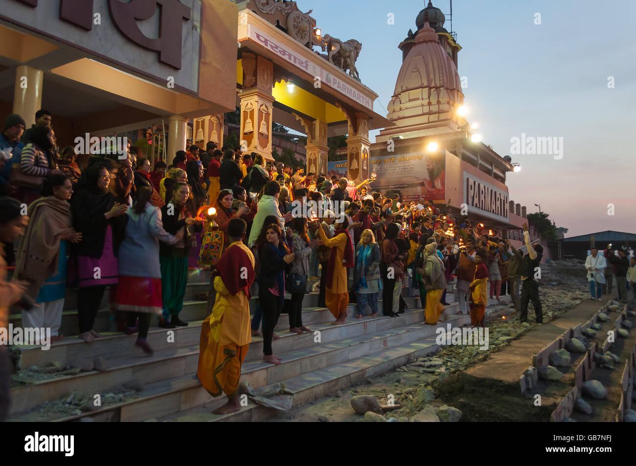 Ganga Aarti ceremony in Parmarth Niketan ashram at sunset Stock Photo ...
