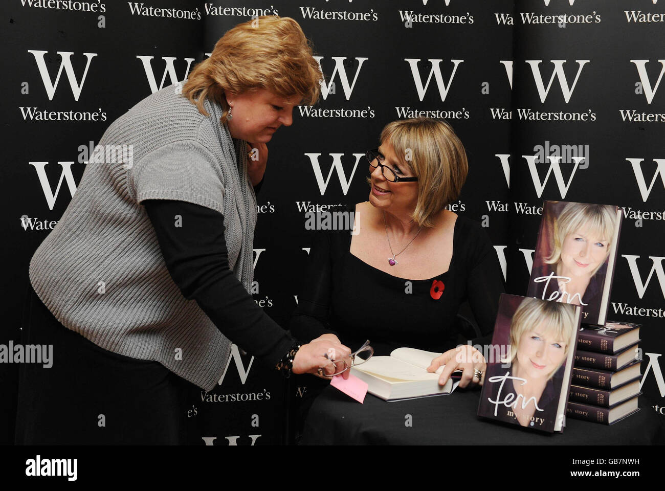 Maxine Page waits for Fern Britton to sign copies of 'Fern: The ...