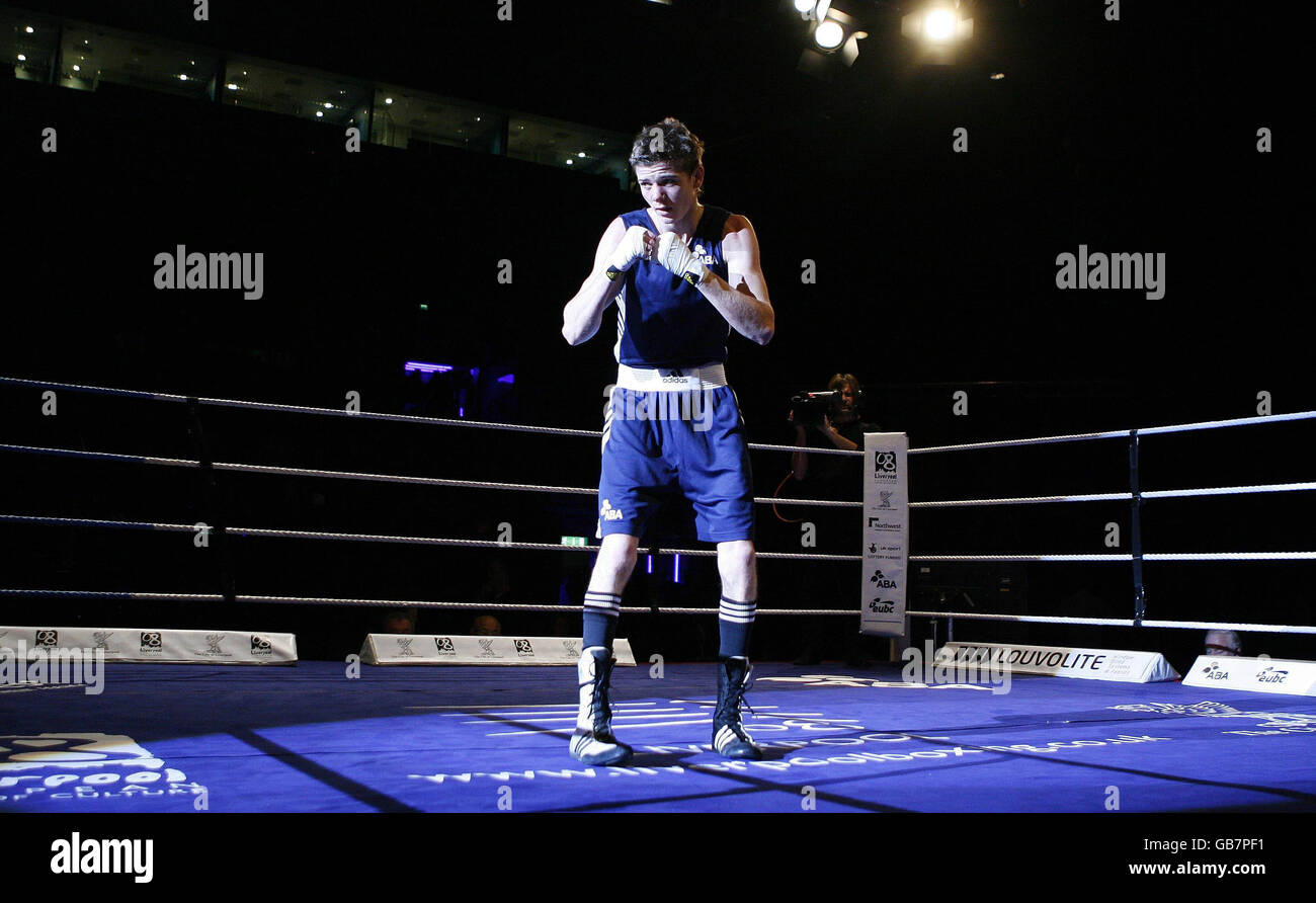 Echo campbell hi-res stock photography and images - Alamy