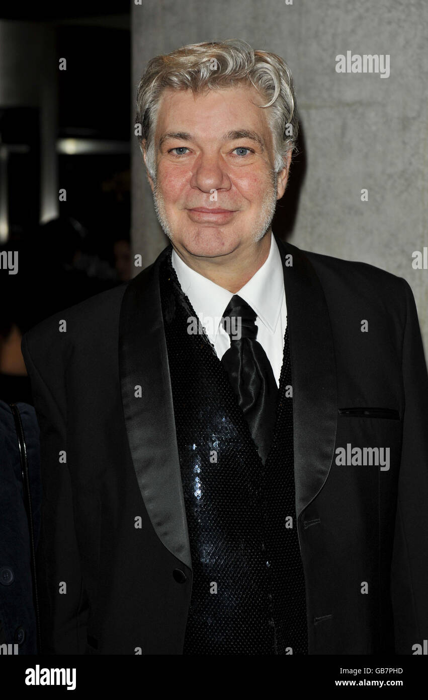 Matthew kelly tv presenter hi-res stock photography and images - Alamy