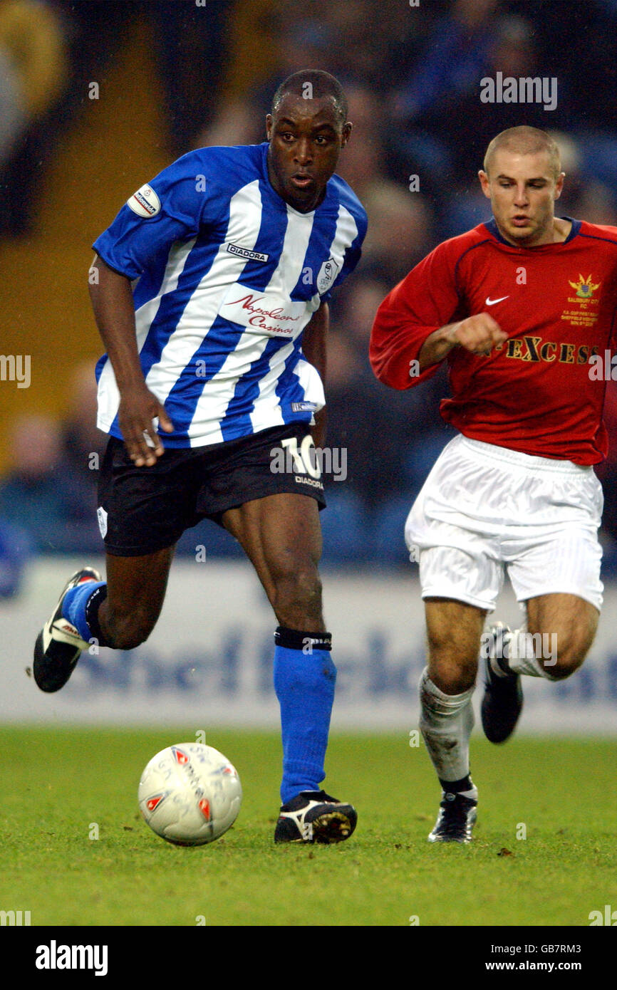 Sheffield wednesday v salisbury hi-res stock photography and images - Alamy