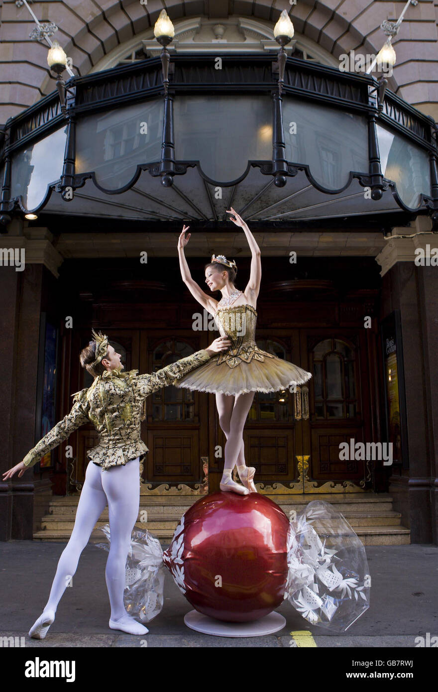 English ballet dancer hi-res stock photography and images - Alamy