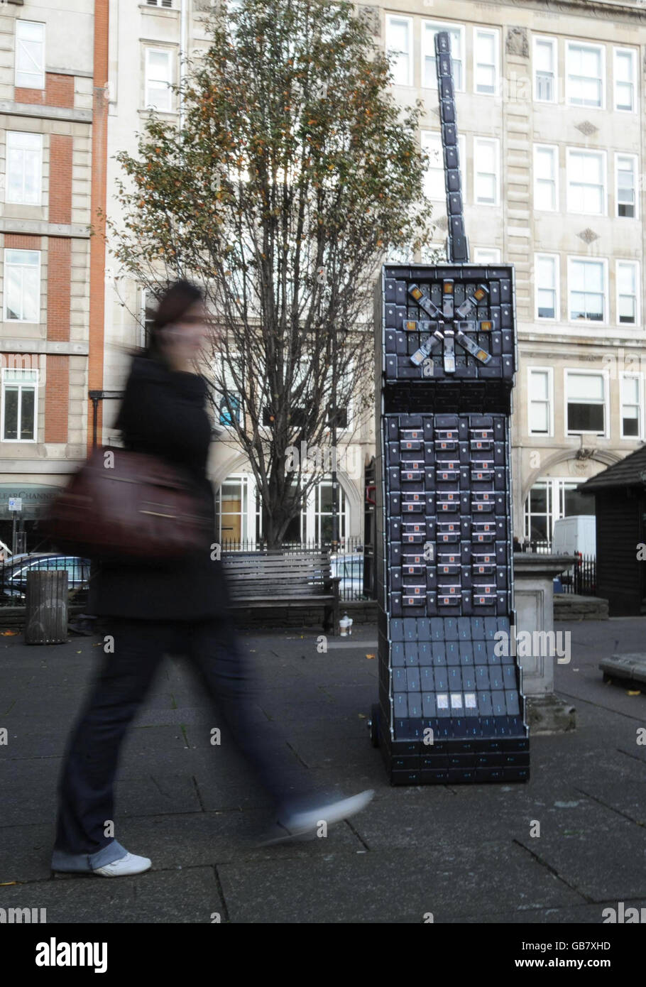 A giant sculpture made entirely from old mobile phones stands in Golden ...