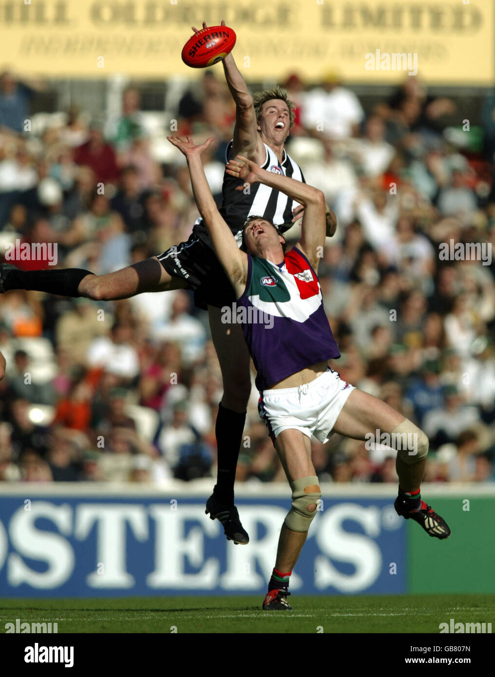 Australian Rules Football - The AMP Oval Bartercard AFL Challenge ...