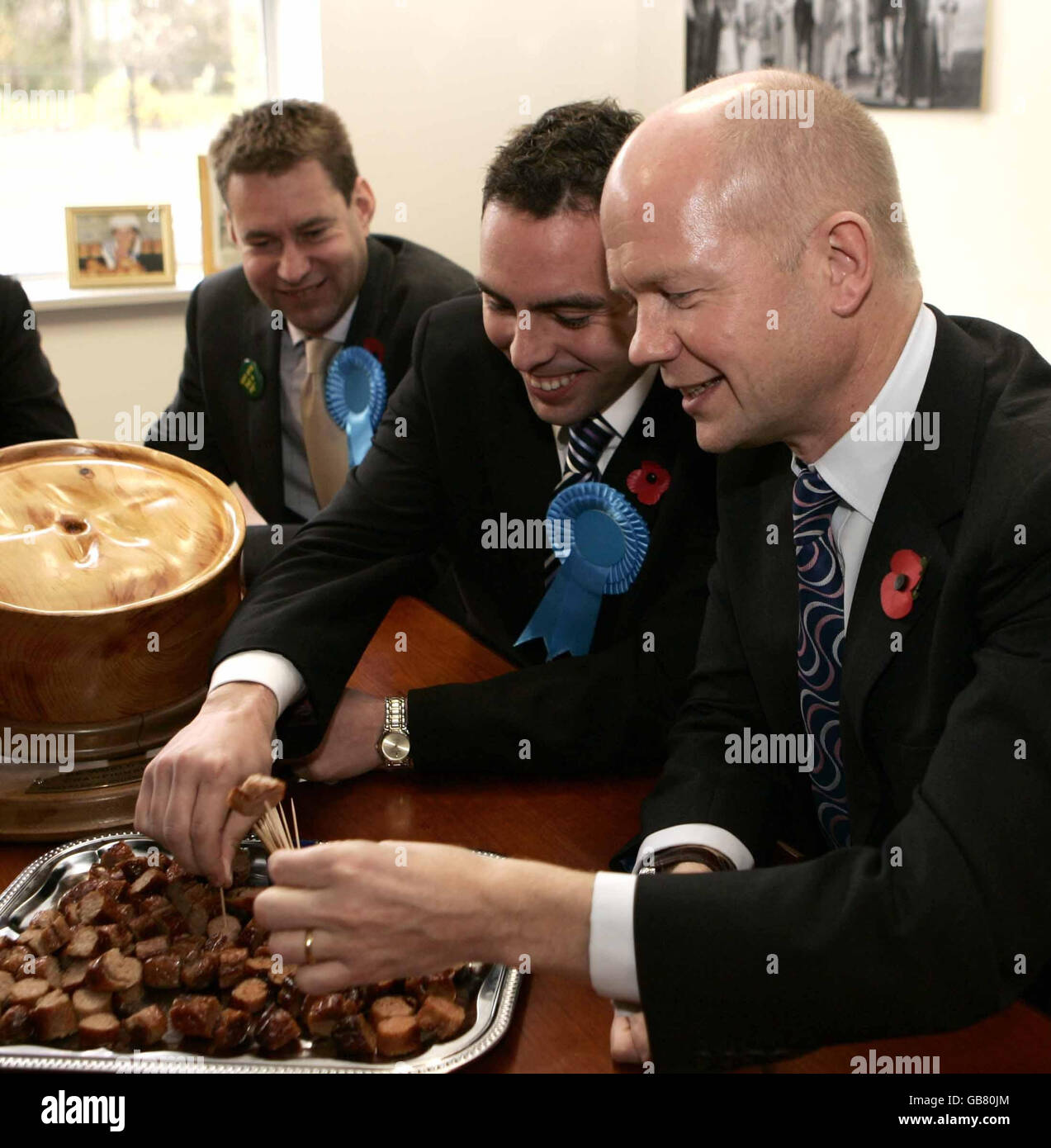 Shadow Foreign Secretary William Hague (right) joins Conservative ...